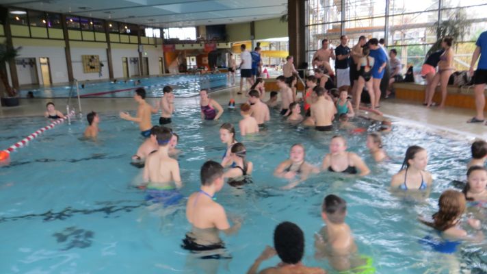 FF Sarstedt | Jugendliche entern Innerstebad